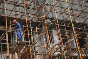 How to Build Scaffolding Step by Step in 2025: A Complete Guide